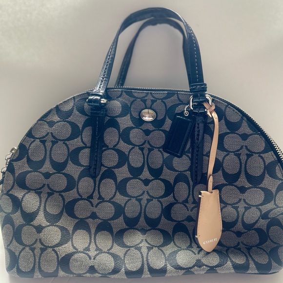 Coach | Bags | Coach Peyton Signature Cora Domed Satchel Black F2466 ...